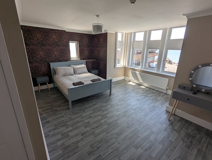 Hotel 21 / King Room With Sea Views - Thornham