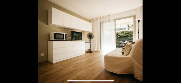 Studio Charmant Au Calme - Fréjus