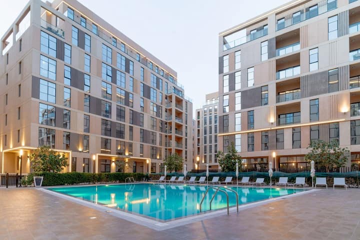 Comfortable & Trendy 1bhk In Almamsha - Sharjah - Sharjah