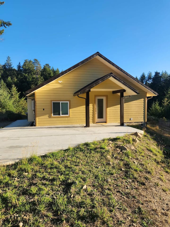 The Honey House At Shelter Cove - Shelter Cove, CA