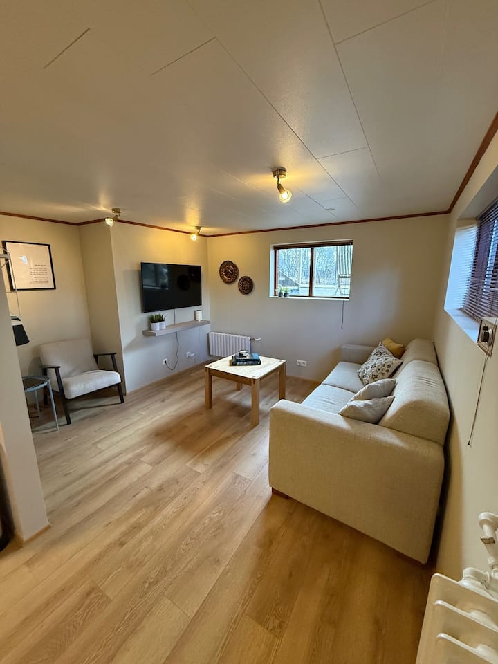 Cozy Apartment Downtown Selfoss - 셀포스