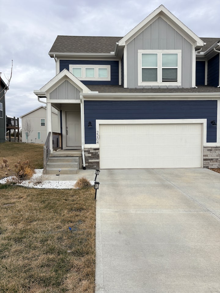 Perfect For The 2026 World Cup - Longview Lake, MO