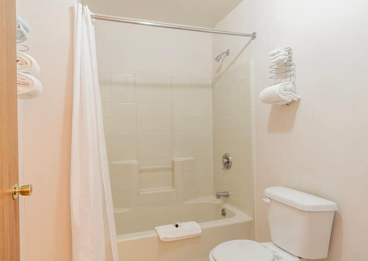 Double Room (Pet Friendly) - Escalante, UT