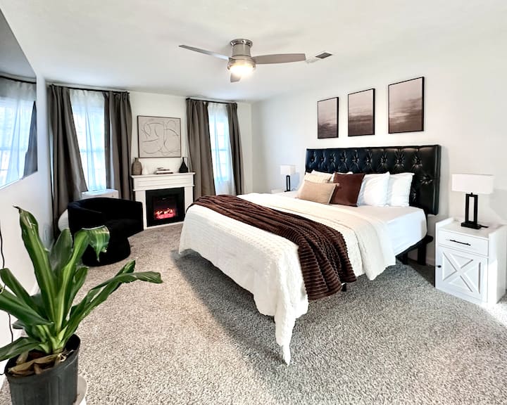 Charming Southern Retreat - Snellville, GA