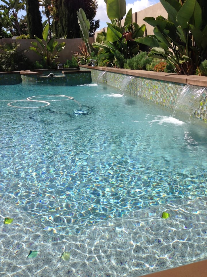 Pool-spa#beaches #Disneyland#hollywood# California - Huntington Beach Pier