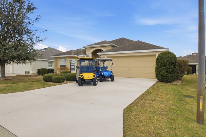 Prime Village Location! - Brownwood! 2 Golf Carts! - The Villages, FL