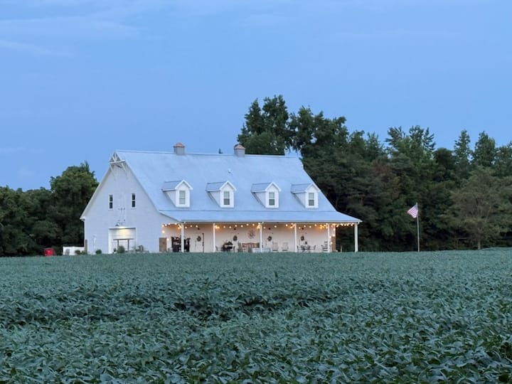 Luxury Barn, 40 Private Acres W Lake Near Jackson - Humboldt, TN