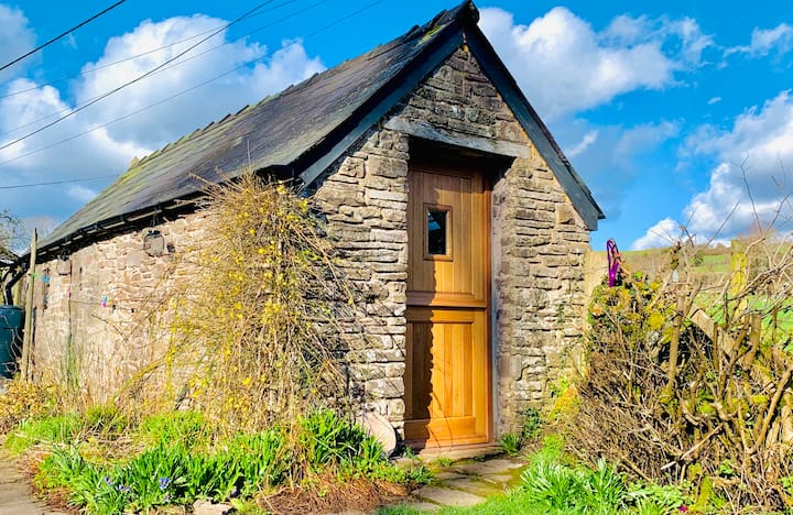 The Old Pig Barn - Llangorse Lake