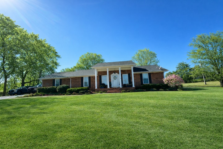 Estate At Sulphur Creek - Dale Hollow Lake, Allons