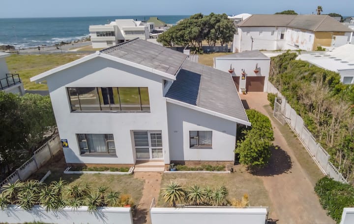 Luvit In Kleinmond - 
Love It Like We Do. - Kleinmond