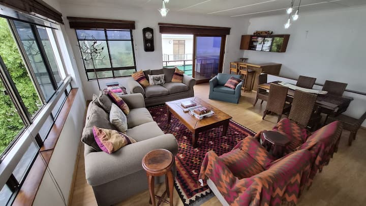 Luvit In Kleinmond - 
Love It Like We Do. - Kleinmond