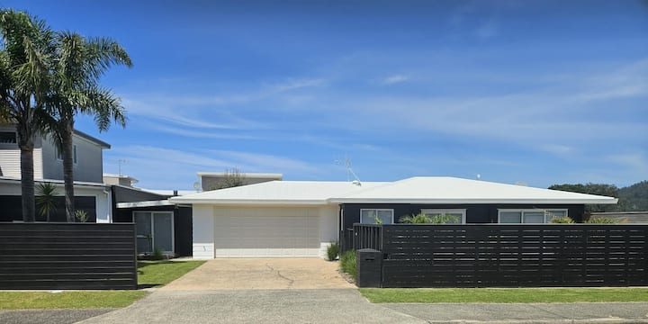Achilles Coastal Retreat - Whangamata - Whangamatā