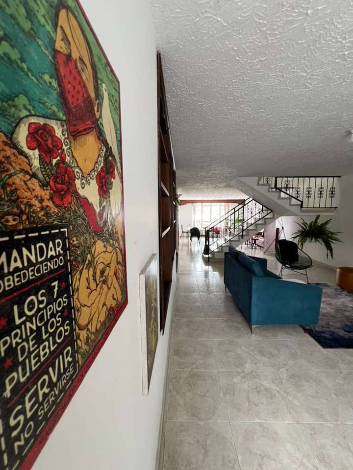 Cama Femenina En Cali Turistica - Cali