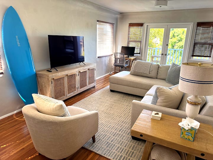 Your Private Beach House One Block From The Sand! - Manhattan Beach, CA