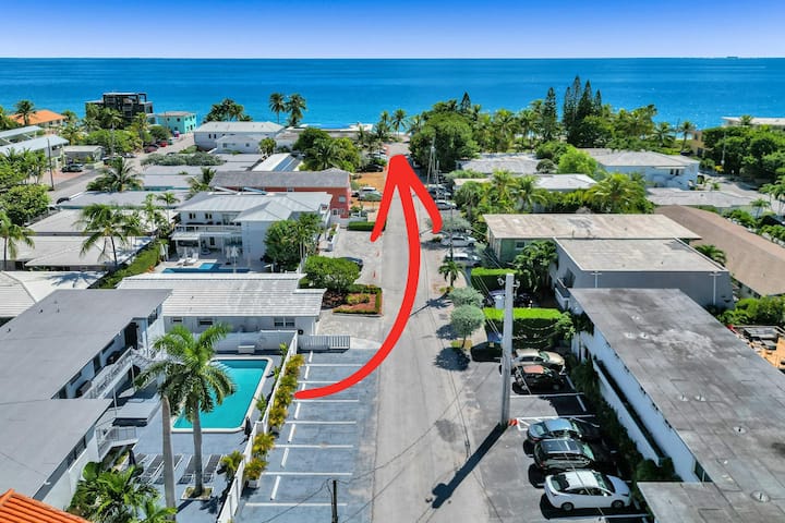 Poolside - Steps To Hollywood Beach - Heated Pool - Hollywood, FL
