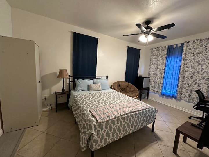 Modernprivateclean&spaciousrmb@37thstwestlancaster - Lancaster, CA