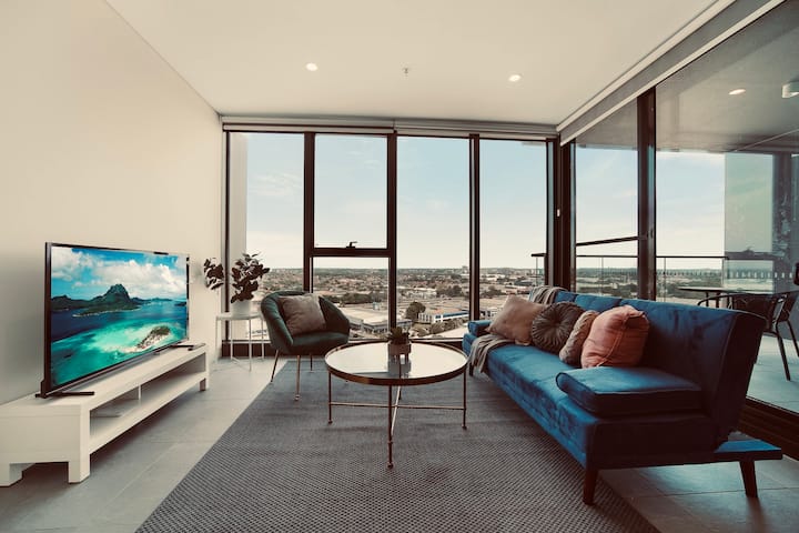 Midnight In Manhattan | Olympic Park | Stadium - Parramatta