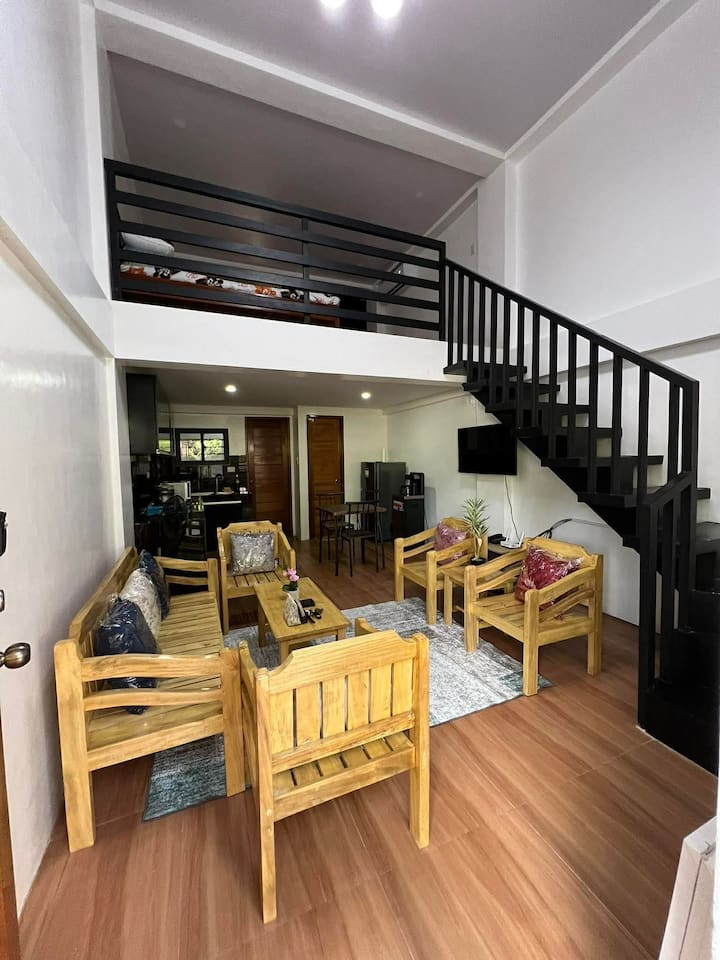Loft-type Apartment With A/c And Wi-fi - Tuguegarao City