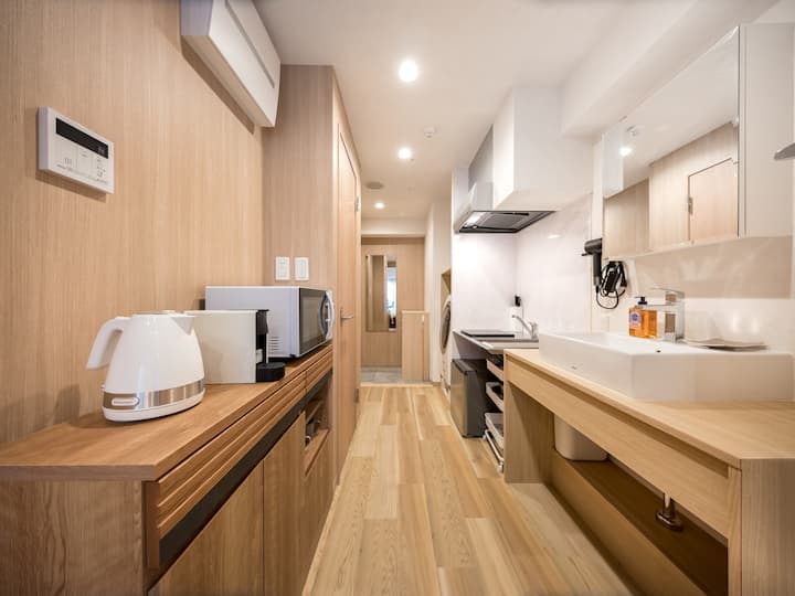 Rare Hidden Gem: Queen Bed | Walk To Tokyo Tower - Roppongi