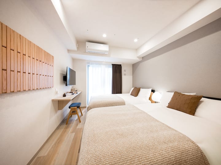 Rare Hidden Gem: Twin Beds | Walk To Tokyo Tower - Hamamatsuchō Station