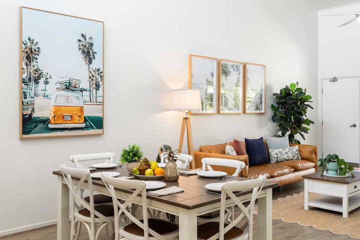 Elevated Noosa Escape: Heated Pool + Walk To River - Noosaville