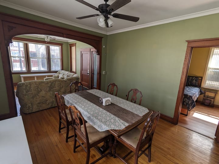 Heritage Wood And Natural Light - Chicago