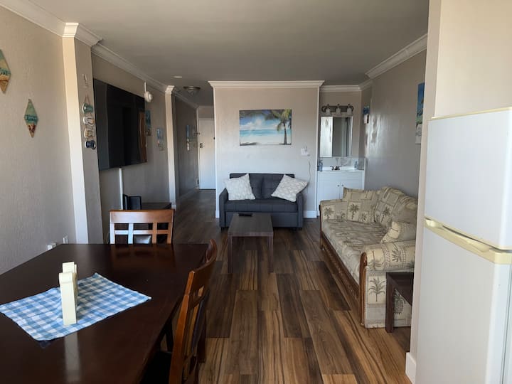 Daytona Ocean Jewel Apartments - Daytona Beach