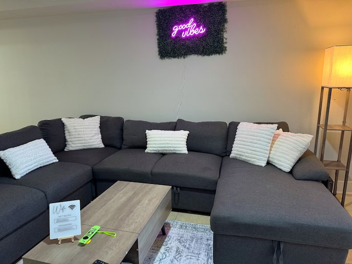 Stylish Cozy Townhouse Near Major Hw Extended Stay - Baytown, TX