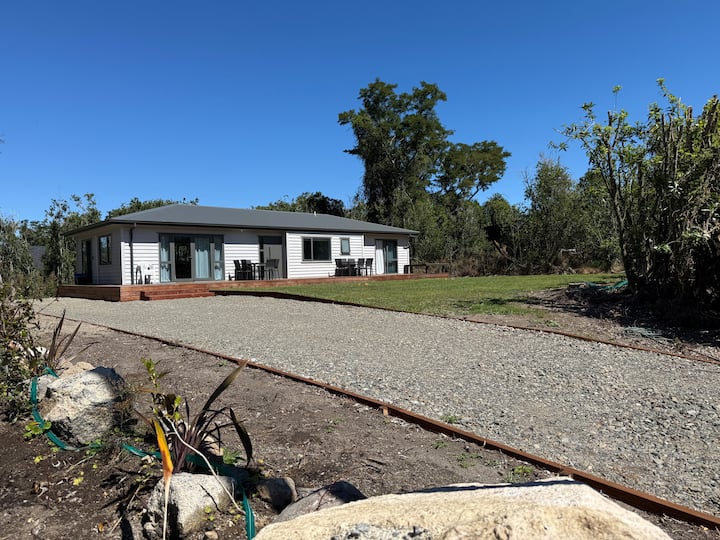 Home In Taupō
Tranquility At It’s Finest - Taupo