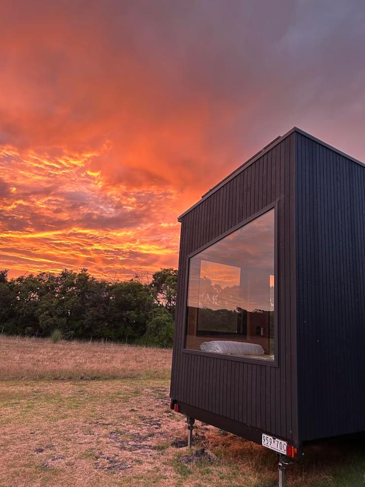 Far South Paddock Eco Tiny Home - Sandy Point