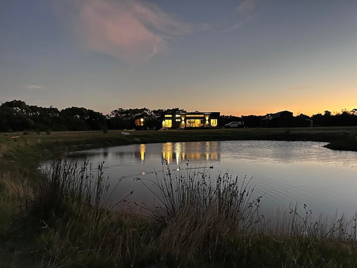 Winter Warmer 10% Off - Far Sth Paddock Tiny Home - Sandy Point, Australia