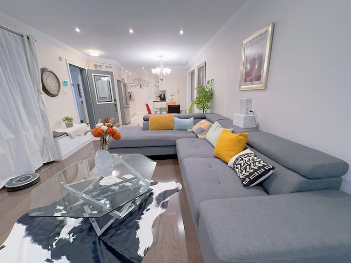 Whitby Cozy 3 Bedroom With 2 Bathroom Unit - Oshawa