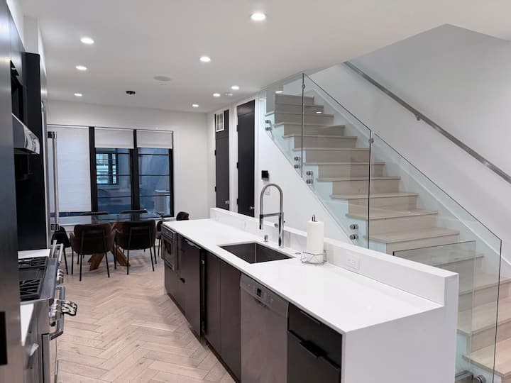 Embassy Row Retreat - Washington, DC