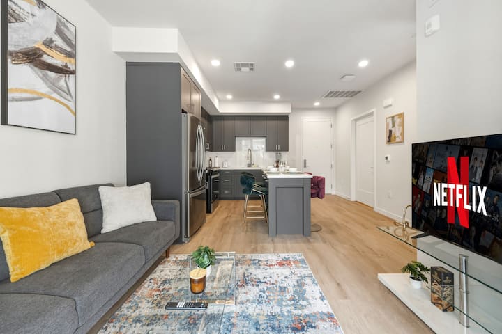 Modern 1br | Pool Hottub Free Parking Walk Of Fame - Hollywood, CA