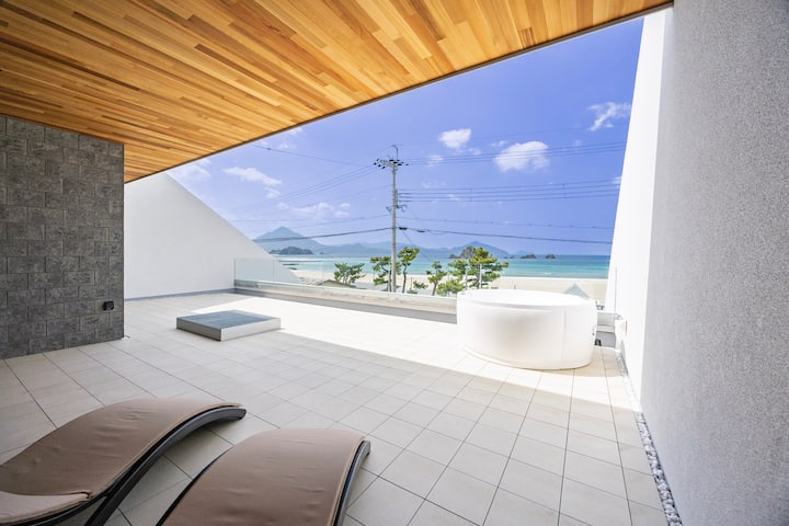 若狭和田ビーチ｜オーベルジュ一棟貸｜オーシャンフロントサウナ＆ジャグジー｜Bbq｜犬ok｜最大18名 - 高浜町