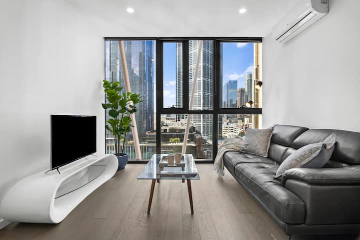 Modern Cbd Luxury 2bd | Pool, Gym, Sauna & Games - Melbourne