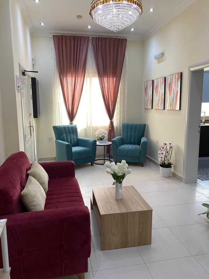 2-bedroom Retreat: Perfect For Families & Friends! - Bahrain