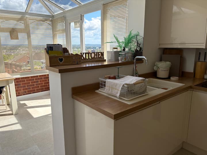 2 Bedroom Semi Detached House To Rent. - Crediton