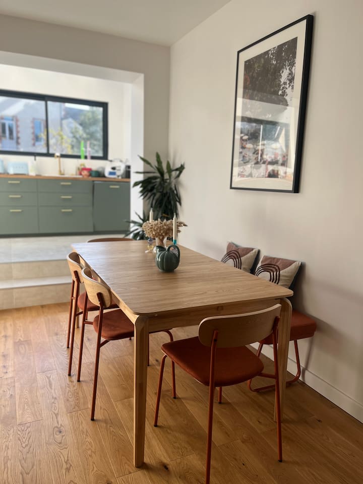 ÉLégante Maison Avec Jardin Au Cœur De Tours - Tours