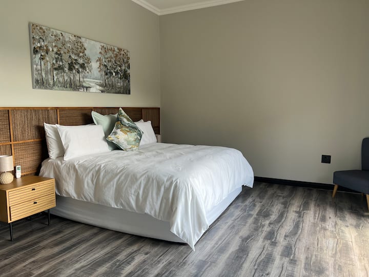 Centurion Cosy Family Home - Centurion