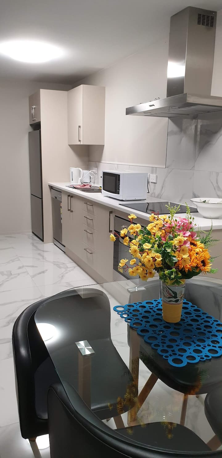 Two 2bdr Apartmt Near City Center With Parking. - Christchurch