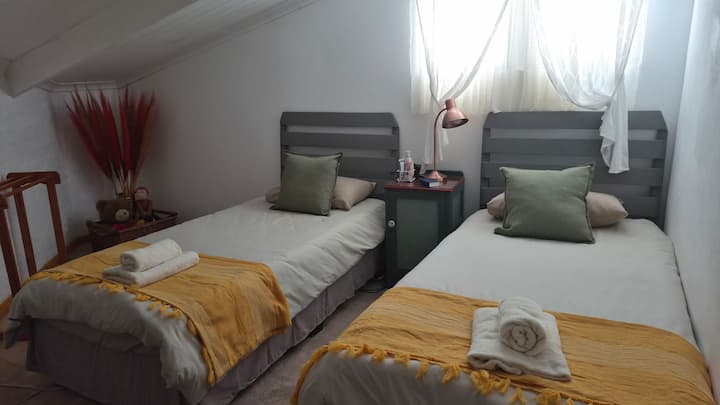 Die Wit Huis - Rugpakker Loftkamer - Orania