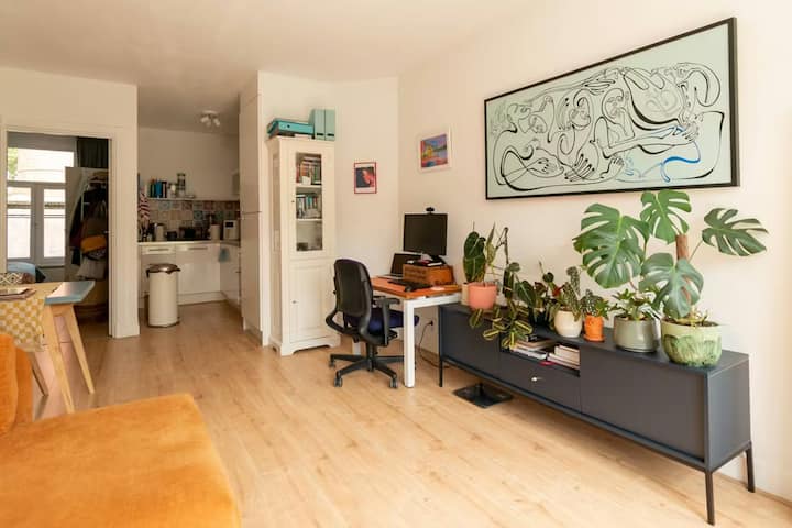 Warm Two-person Apartment In De Pijp - Amsterdam
