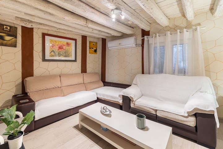 La Casa De Los Abuelos-la Parra - Arenas de San Pedro