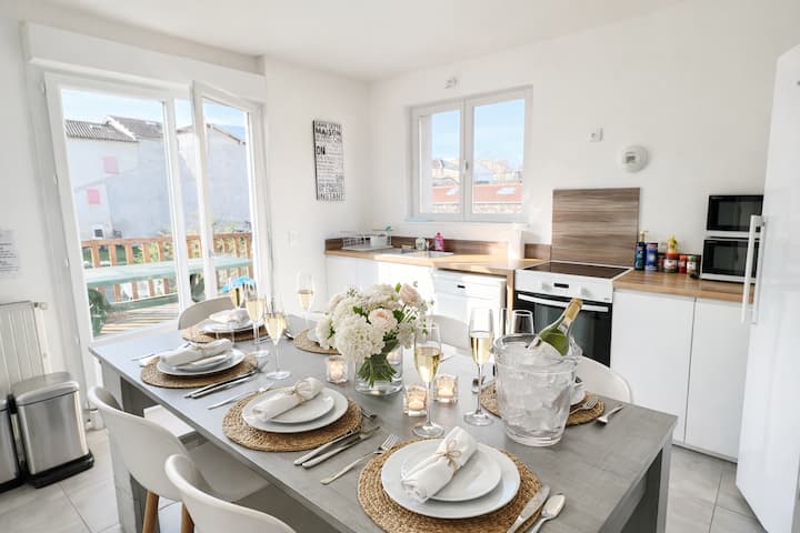 La Maison Des Grandes Tablées à Bourg-en-bresse - Bourg-en-Bresse