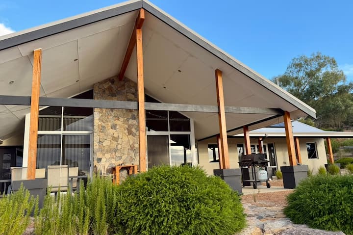 The Crag - Dwellingup