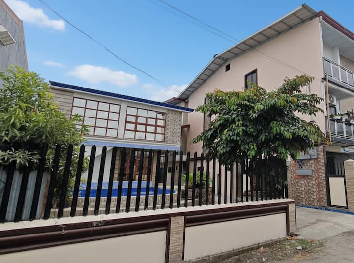 Unwind In A Luxurious Private Villa Staycation. - Meycauayan