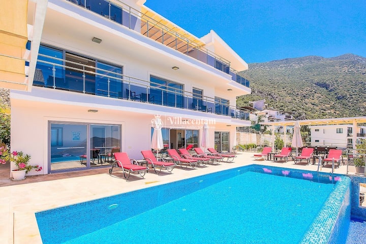 Geniş Ailelere ÖZel Villa - Kalkan