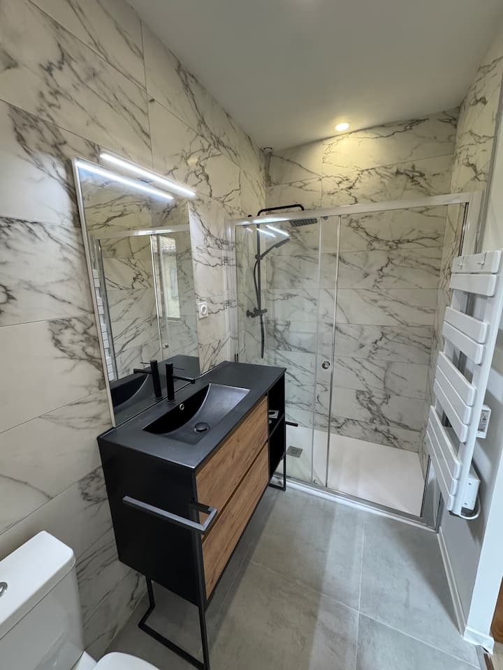 Appartement Cosy à 50m Du Château De Calvières - Saint-Laurent-d'Aigouze