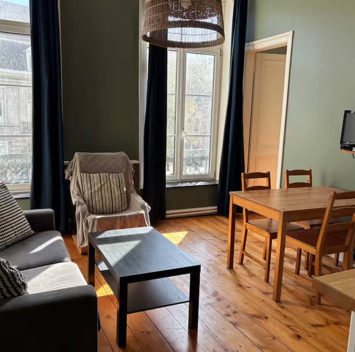 5 I Trois Pièces Dans Le Vieux Lille - Lille